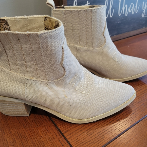 Band of Gypsies | Shoes | Band Of Gypsies Linen Cowboy Boots | Poshmark